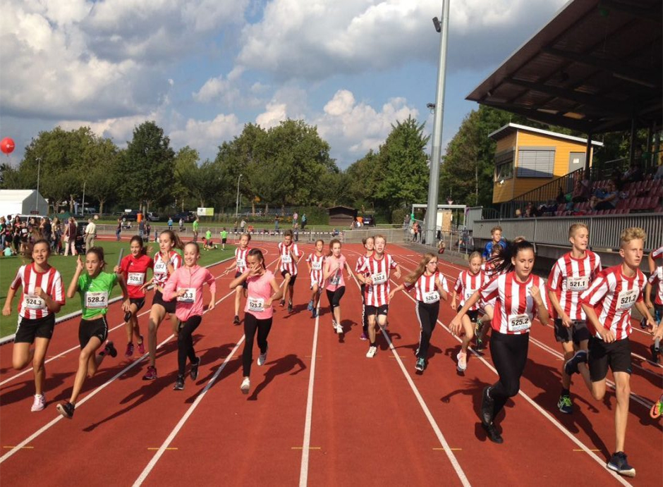 Schüler/innen und Fachbereich Sport der IGS Solms laufen für den „Guten ...